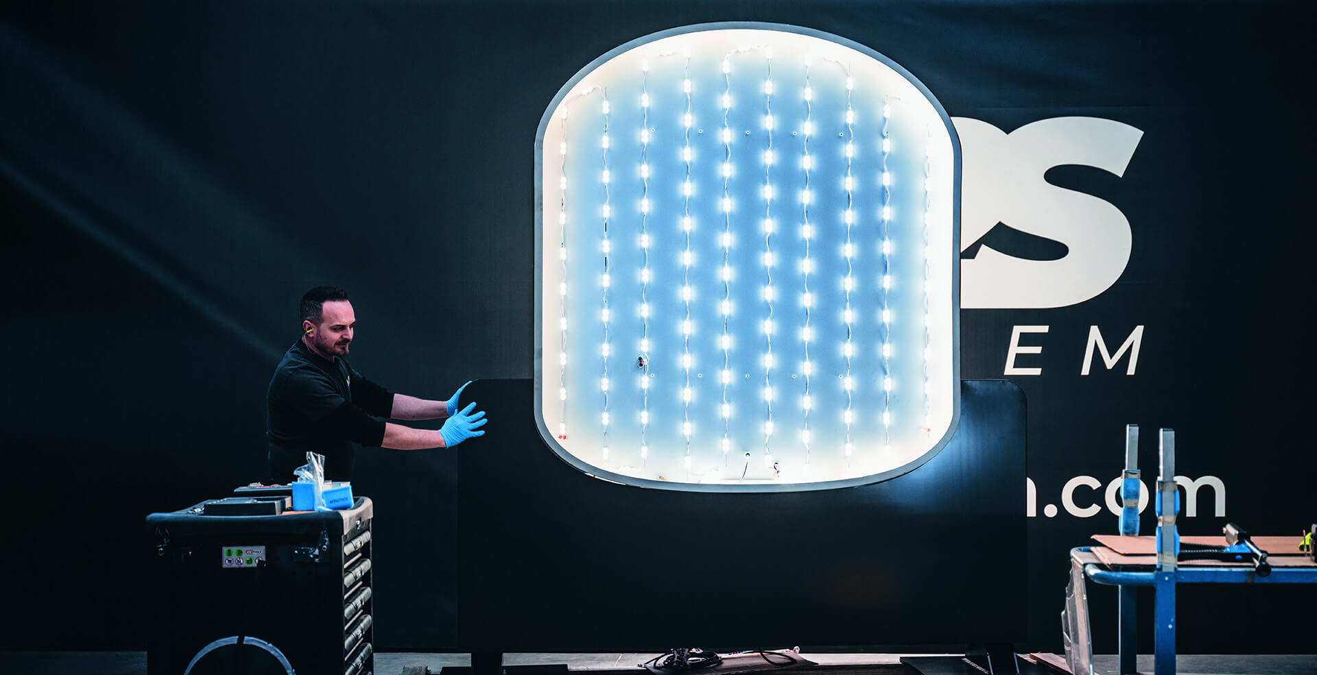 Notre histoire - M2S System - Sign . Manufacturing.